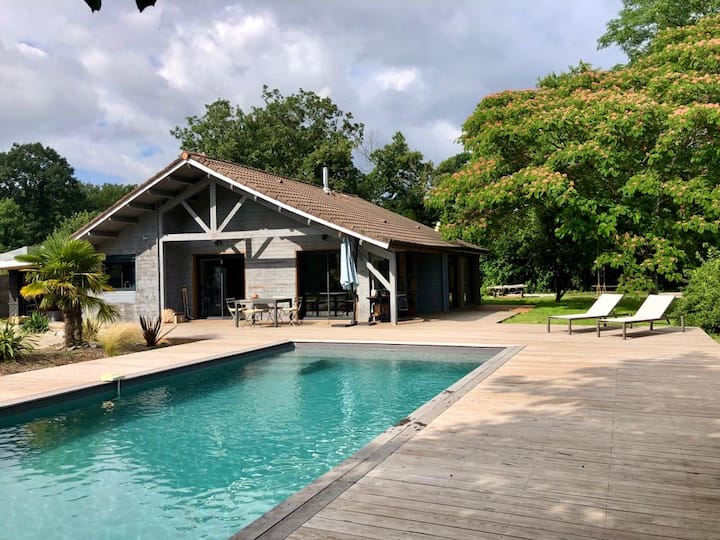 Belle Maison De Vacances Avec Piscine Chauffée - Pessac