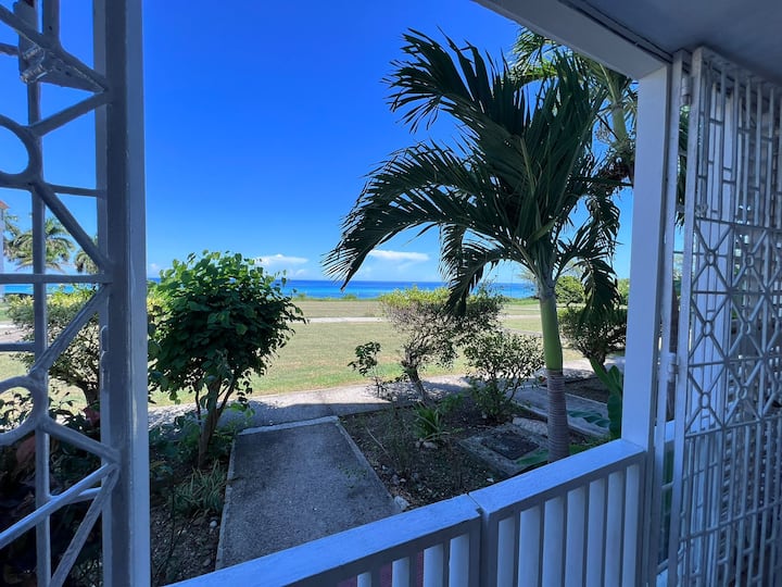Seaside One Bedroom Escape - Jamaica