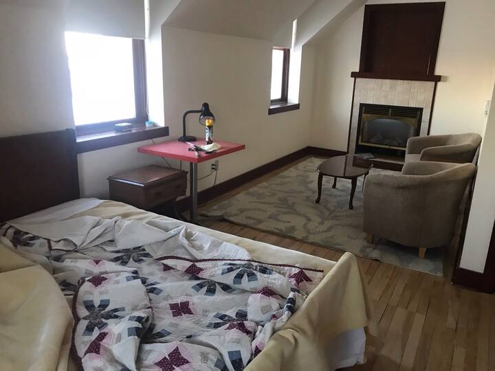 10 Best Vacation Rentals In Red Rock, Canada | Trip101