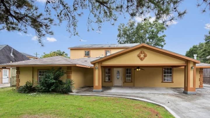 Akoma / Private Room/share Bathroom - Baton Rouge, LA