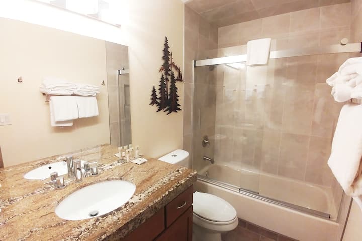 The Loft At Mount Royal, On Main Street In Frisco - Frisco, CO