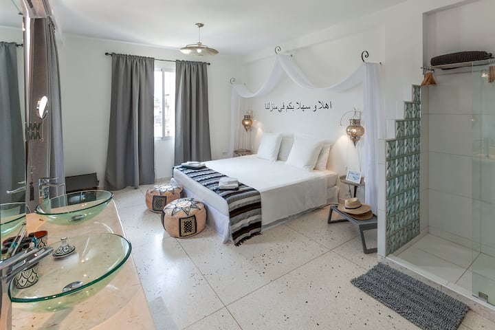 Elegancia Suites Habana - Master Oriental - Havana