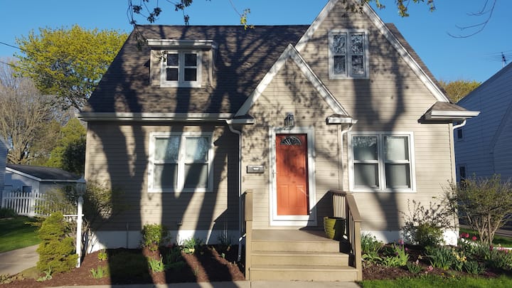 Clean, Comfortable, Cozy Home - Green Bay