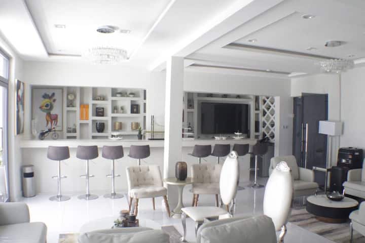 Luxe Event Enclave For Plush Parties & Anniversary - Accra