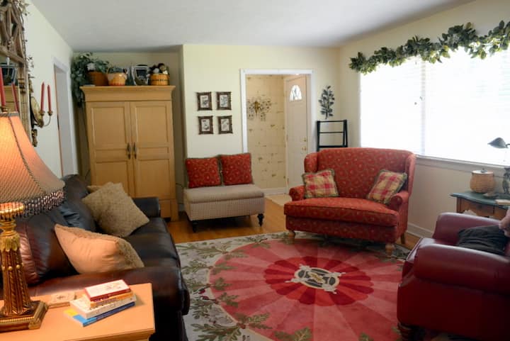 The Chariton House Of Laurel Park - Hendersonville, NC