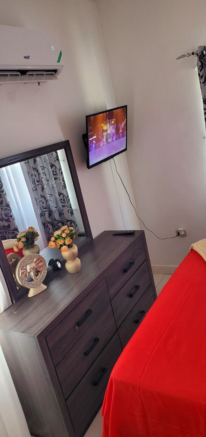 Jacaranda Calm Gated - Jamaica