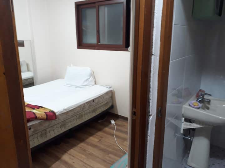 1 Person, Singleroom With Privatebathroom - Gyeongju-si