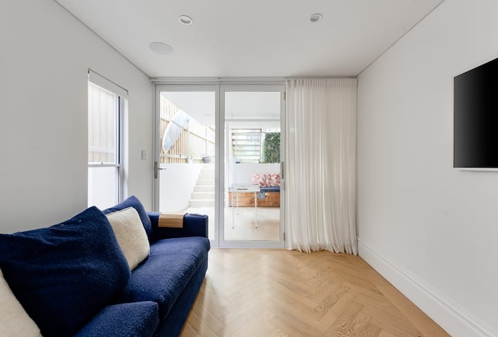 Charming Victorian Terrace - Bondi Beach