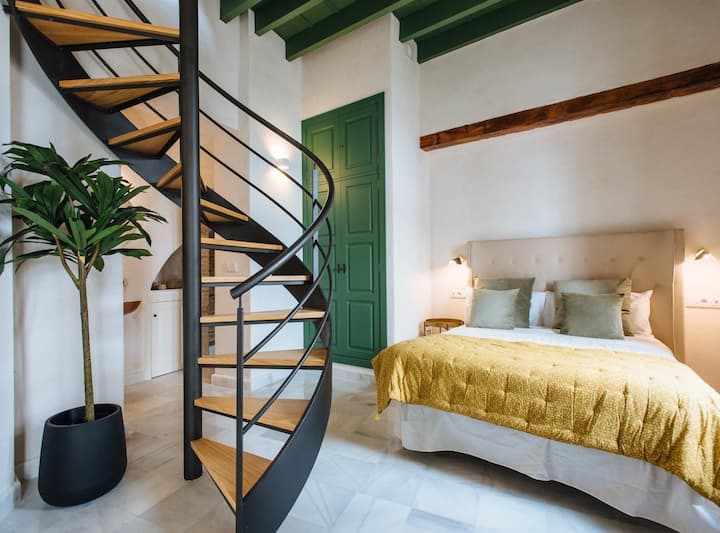 Rocío Dúplex Suite Apartment With Shared Patio - Siviglia