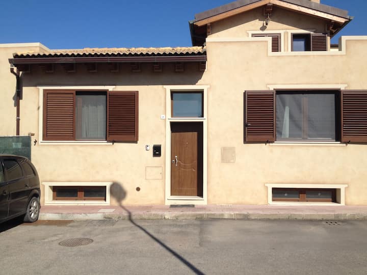 Appartament 10’from Sea And Port,30'ai - Porto Torres