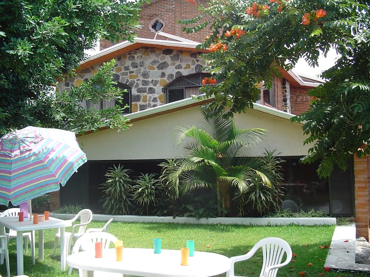 Confortable 6 Bedroom House In Cuernavaca - Jiutepec