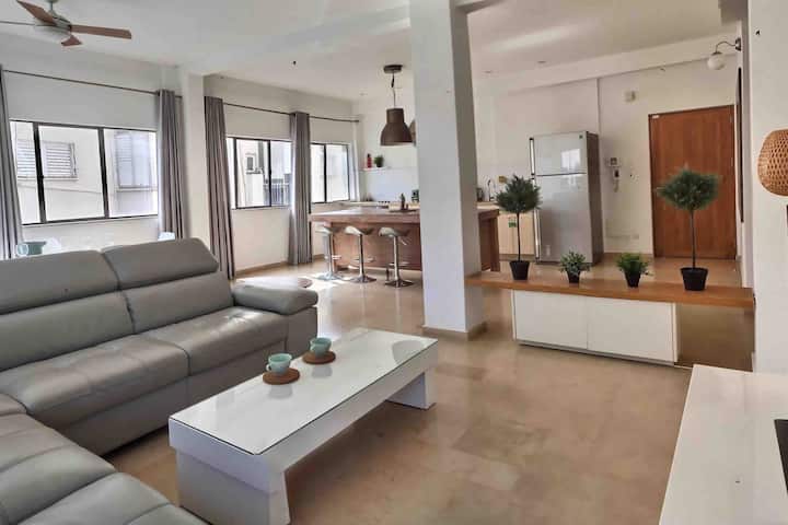 Beautiful 2bd With Balcony Heart Of Tel Aviv - Tel-Aviv