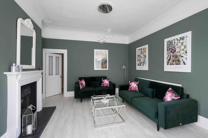 Spacious Apartment Central Harrogate Free Parking - Harrogate