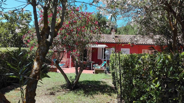 Intera Casa Con Giardino - Rio