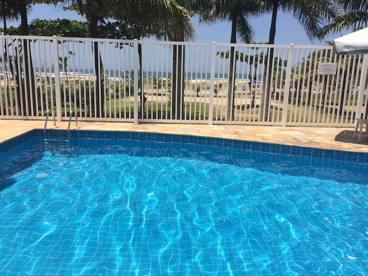 Casa Pé Na Areia Condomínio Com Ar Condicionado - Bertioga