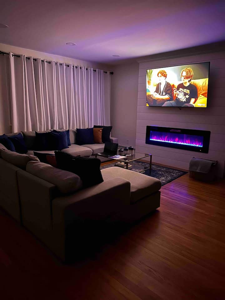 New Stylish Hideaway! - Brooklyn, NY