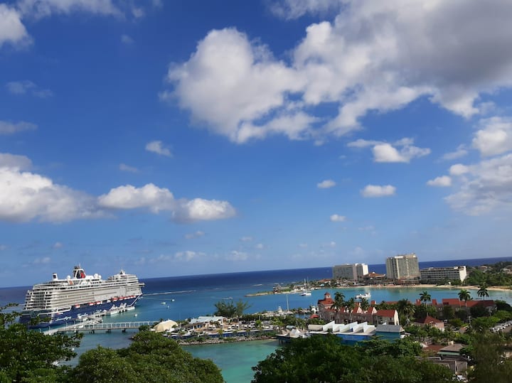 Ocho Rios Bay Beach Washer and Dryer Rentals - Jamaica | Airbnb