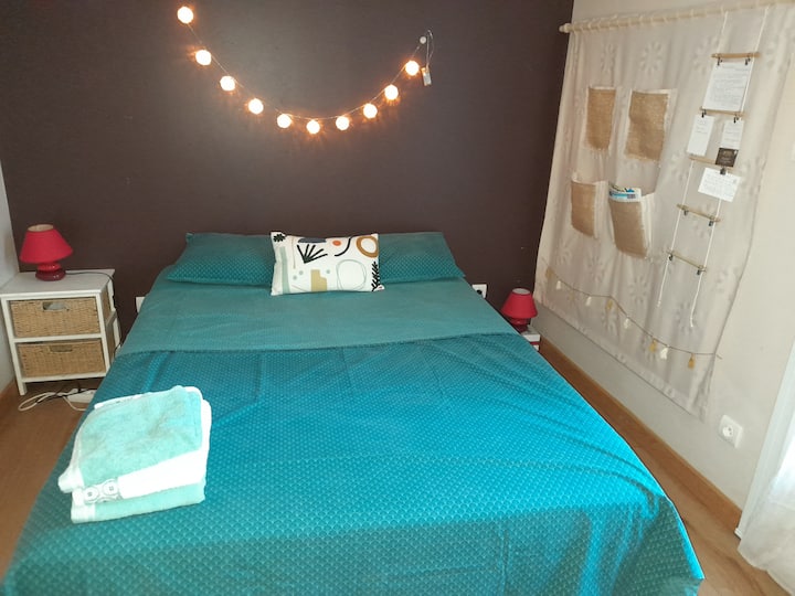 Chambre Avec Joli Jardin Près Du Futuroscope - Chasseneuil-du-Poitou