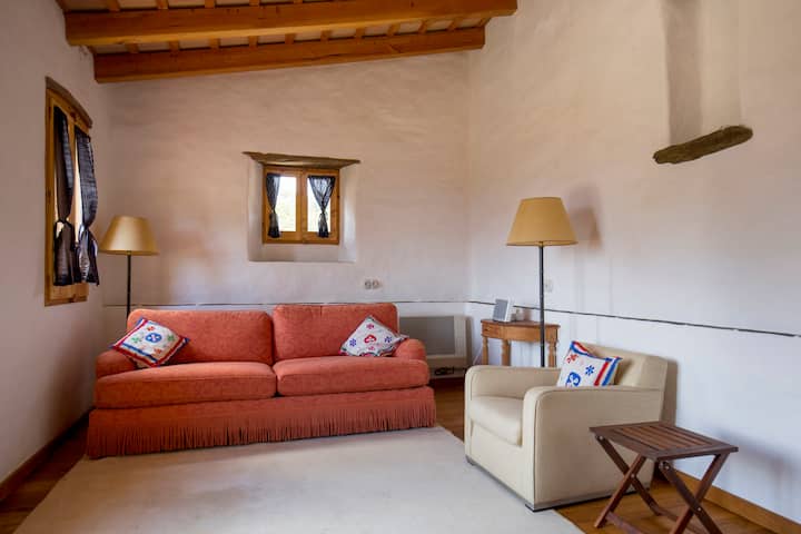 Small Farmhouse, Natural Park, Cadaqués. - Cadaqués