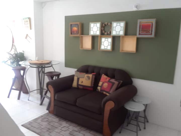 Comfortable & Peaceful Townhouse Centrally Located - Kingston