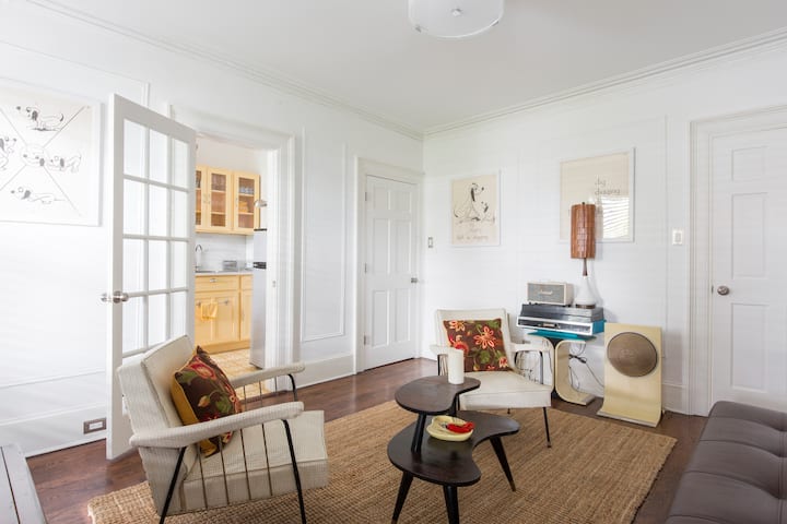 Newly Renovated Amazing 2 Bedrooms - New York City