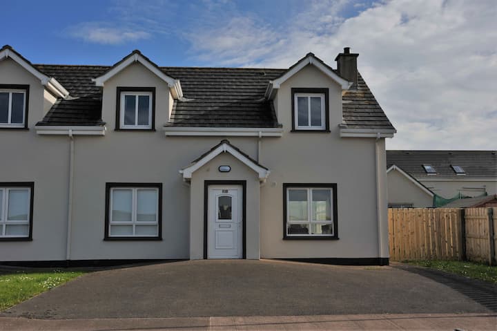 4 Star Holiday Home - Bundoran