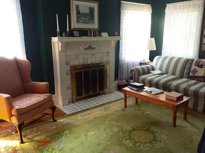 2 Kent: Near D-town, Hosp. Full Bed/prvt Bath - Greensboro, NC