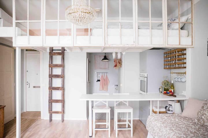 Unique Studio With Enchanting Loft Space - Helsinki