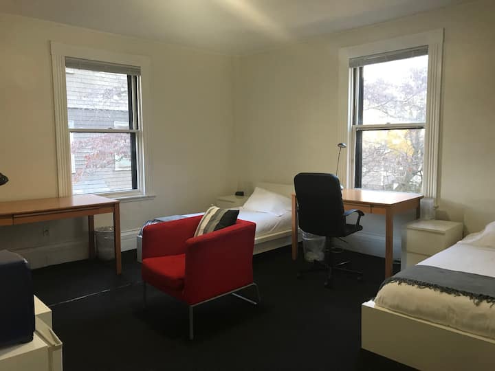 Room For Two Short Walk To Harvard (Rm 9) - Cambridge, MA