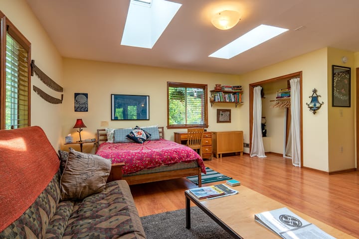 Private Studio on an Organic Farm! - Farm stays for Rent in Portland ...