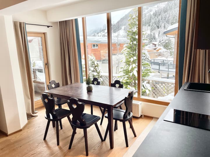 Sunny Mountain View Flat In Nasserein - 4p +1extra - Ischgl