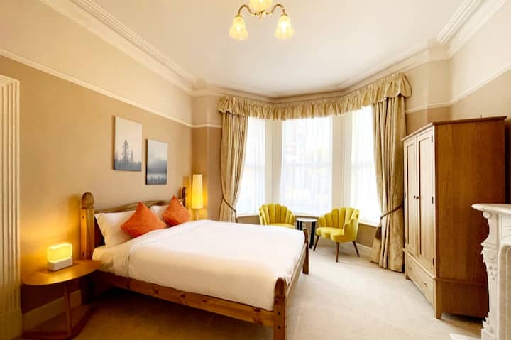 Edwardian Apartment - Southport