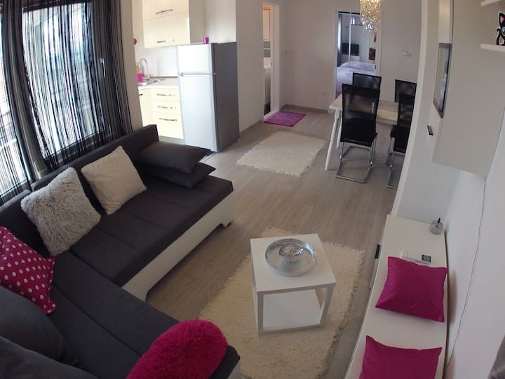 Apartment Nina - Makarska