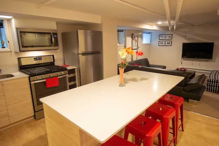 Apt In Leafy Nw Dc, Off-st Parking, Close To Metro - Kensington, MD