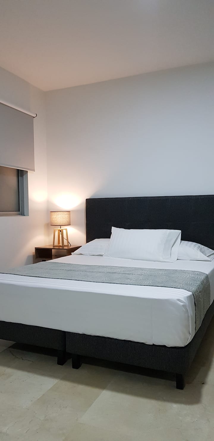 502 - Apartaestudio En Cali, Hermoso E Iluminado! - カリ