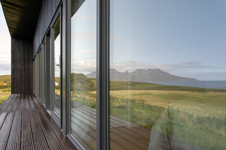 Modern home with stunning views on Isle of Eigg - Houses for Rent in ...