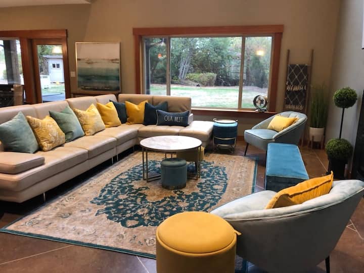 4br Farmhouse Retreat+pool & Hot Tub-7.5 Acre Farm - Sidney