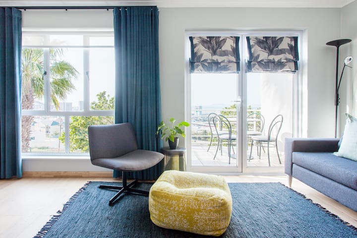 Modern Studio Apartment With A Balcony And Great View - Kapstadt
