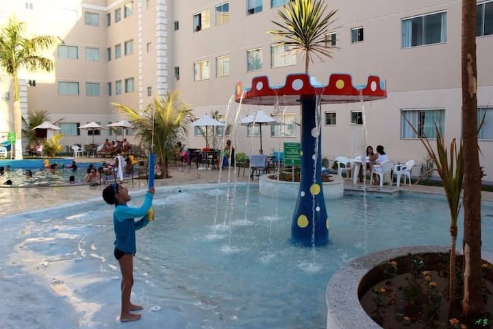 Aluga-se Ap Mobiliado Em Resort Em Caldas Novas-go - Caldas Novas