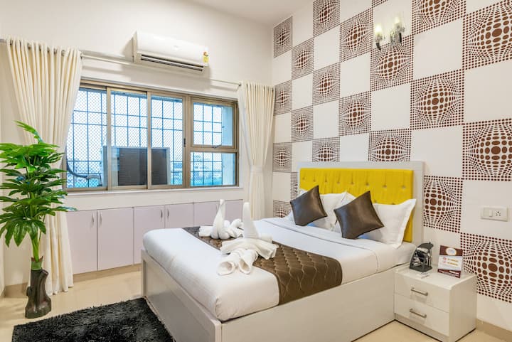 Large 4 Bhk Near Asian Heart Institute - Mumbai