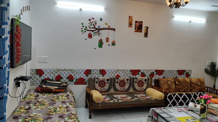 Holiday Home Ac Apartment - Vapi