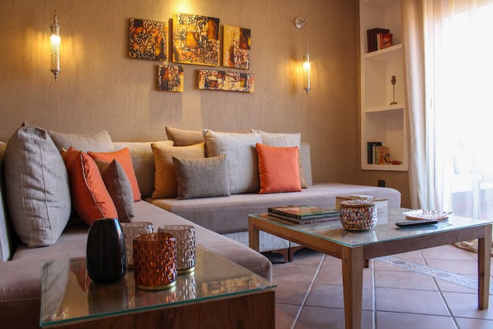 Sublime Appartement 2 Chambres Au Coeur De Gueliz - Marrakesh