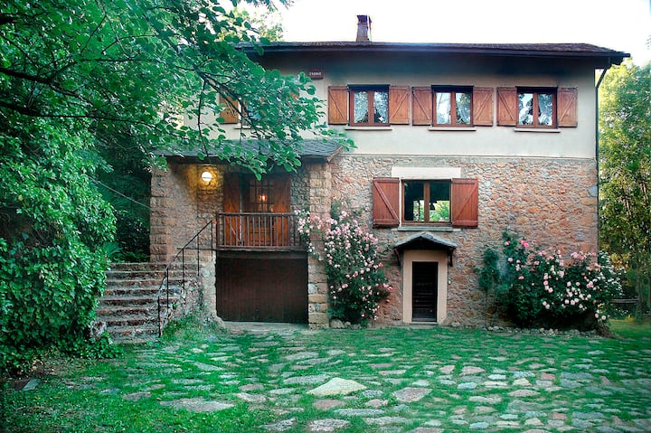 Antigua Masia Con Geotermia/centro Cerdanya/8 Pers - Alp, Catalonia