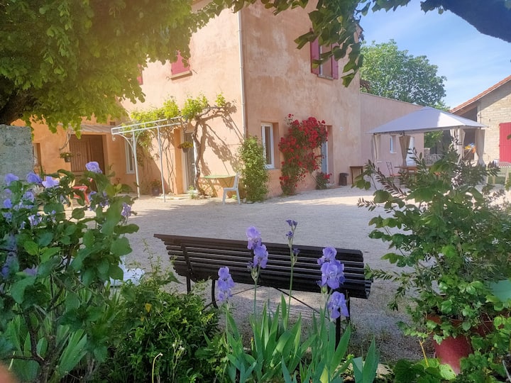 À L'ombre Des Tilleuls - Vaison-la-Romaine