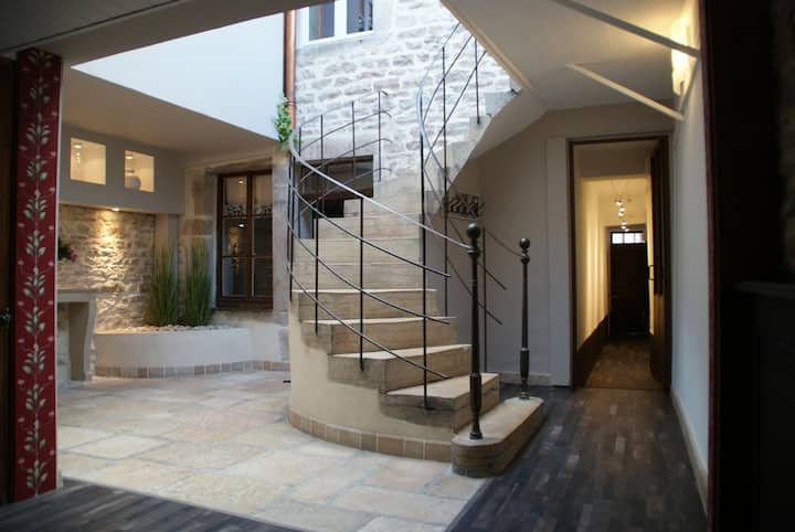 Le Patio - Maison Au Centre Ville De Beaune - Beaune
