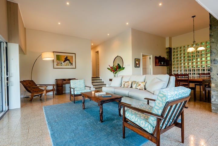 Vantage La Toc -Villa With Spectacular Caribbean Sea Views, 10 Min Walk To Beach - Saint Lucia