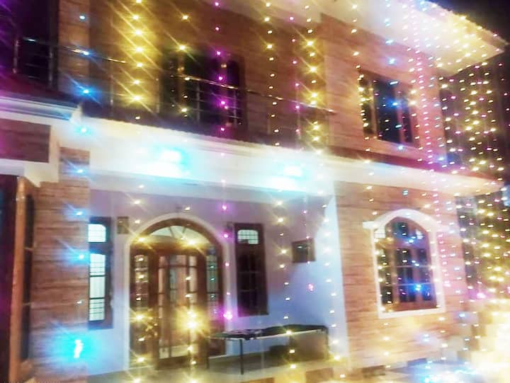 Mountain Dream House ~ Rock Garden Devidehra. - Dalhousie