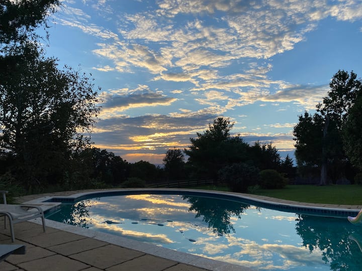 Middleburg Farm House With Sweeping Views - Middleburg, VA