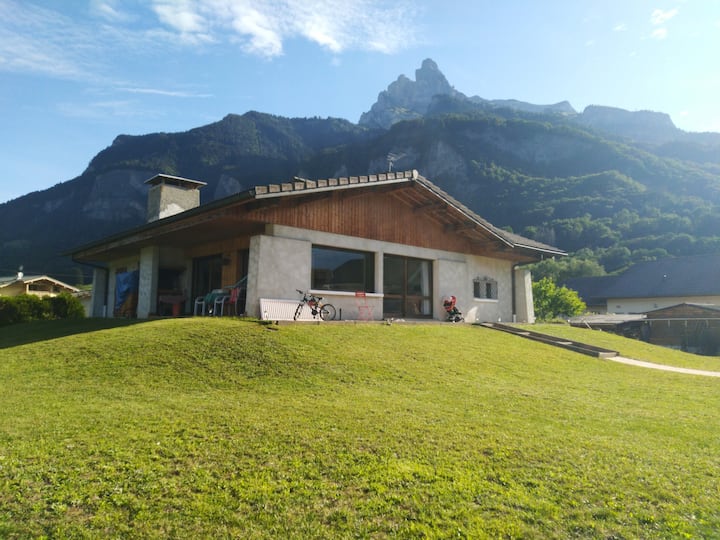 Chalet 145 M2. 4 Personnes +1 Bébé. Garage Option. - Cordon