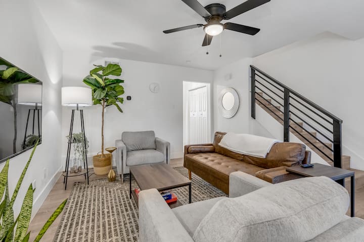 Close To At&t | 2bdq | Fast Wifi W/deck - Arlington, TX